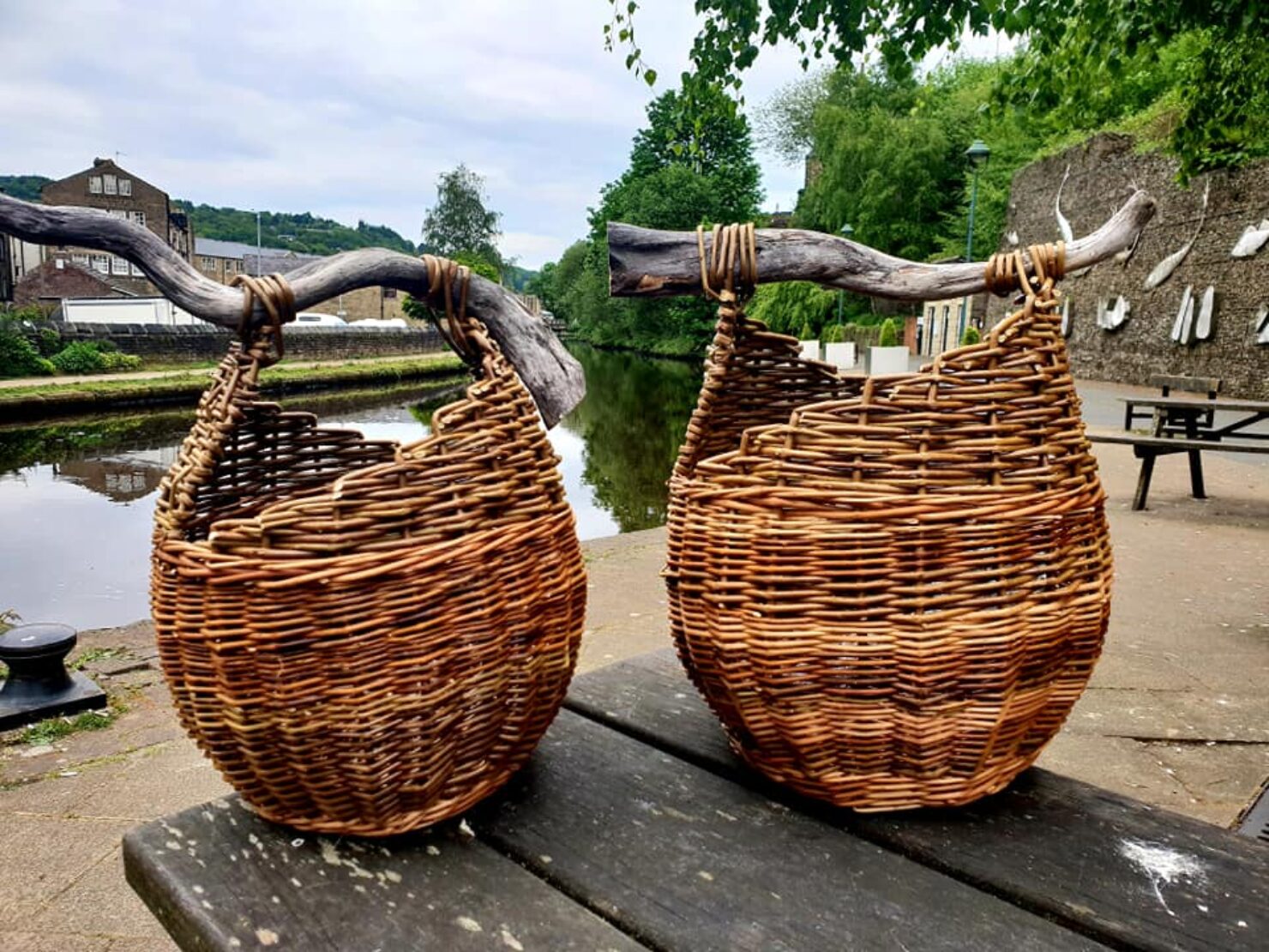 Willow asymmetrical basket – A two day basket course with Joe Gregory ...